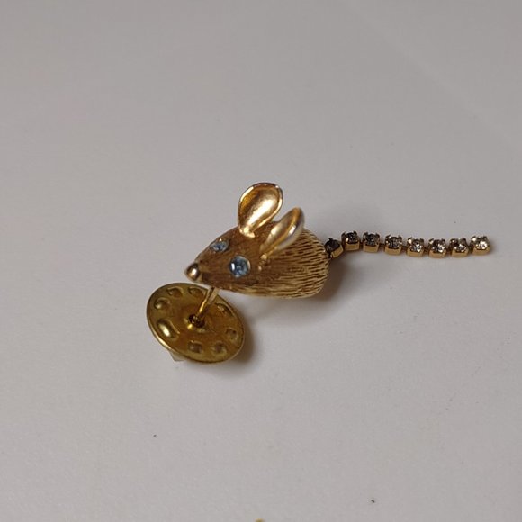 Jewelry | Tiny Gold Tone Mouse Pin With Blue Eyes | Poshmark